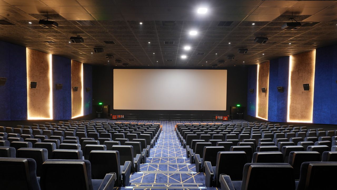 Vishal Cinemaas: Pimpri | Movie Showtimes Near You in Pimpri - BookMyShow